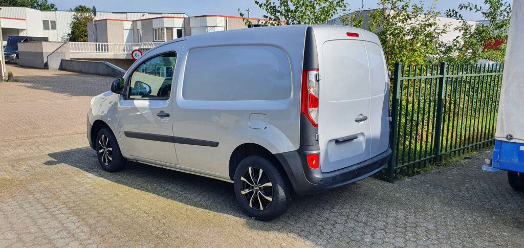 Occasions – Garage Ad Wanders